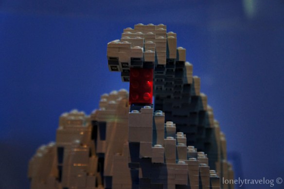 Master of Lego Recreator: The Art of the Brick – Lonely Travelog