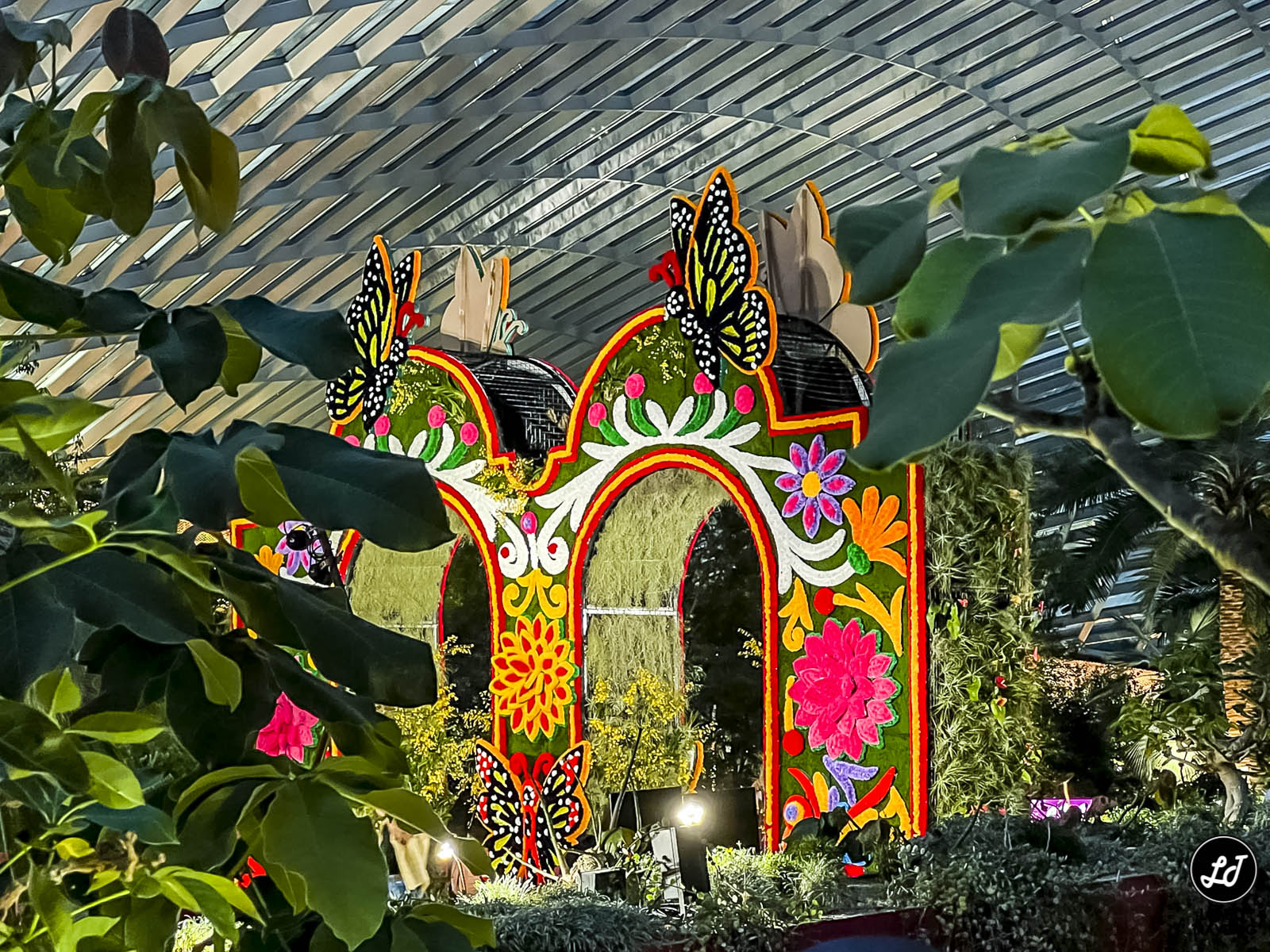 The Hanging Gardens: Mexican Roots – Lonely Travelog